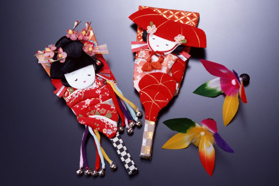 Celebrate the New Year In Japan: 7 Uniquely Japanese Traditions ...